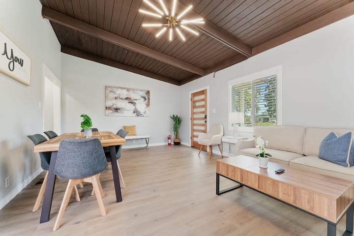 New Modern 4b/2b - Sleeps 10 In Santa Clara - Sunnyvale, CA
