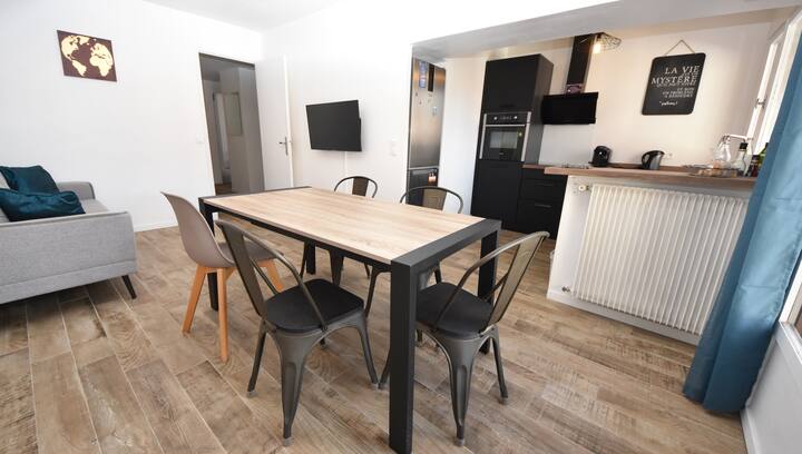 Appartement Avec 4 Belles Chambres - Proche Mer - Côte d'Azur