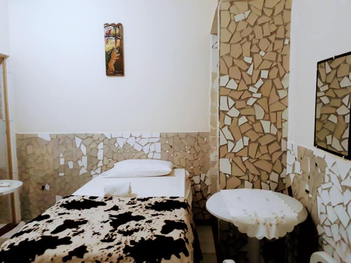 Quarto Agradável Da Paz, Com Cama De Solteiro - Manaus
