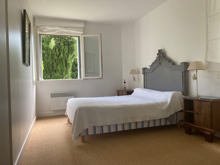 Studio Indépendant Sur Jardin - Montélimar