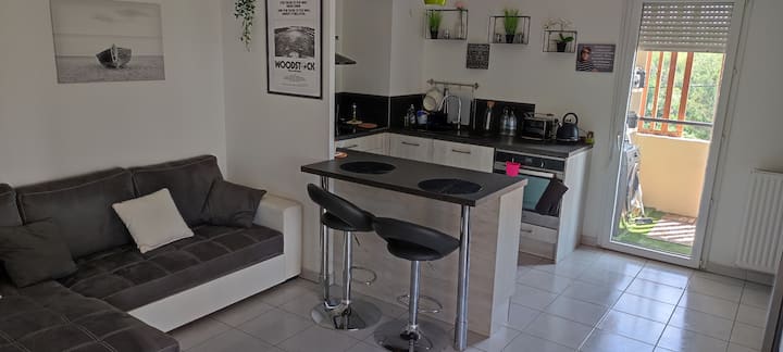 Appartement Moderne En Residence Fermée Et Calme - Marsiglia