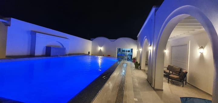 Villa Imran - Superbe Villa De Luxe Avec Piscine - Djerba