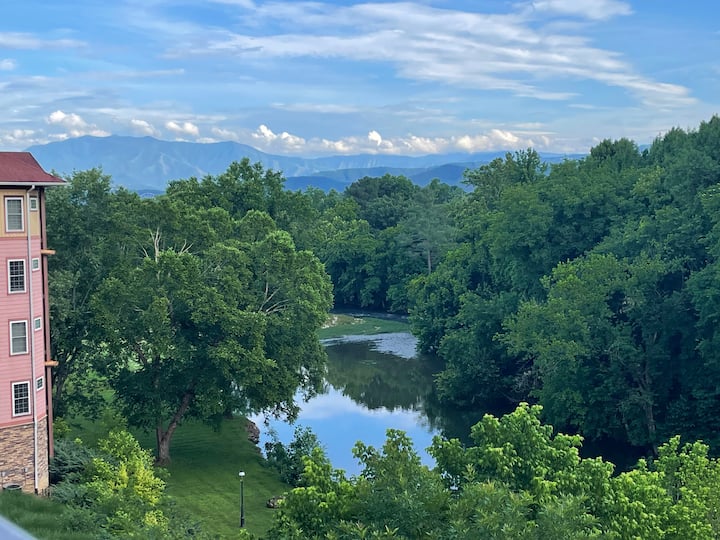 Apple River Penthouse-pigeon Forge - Pigeon Forge, TN