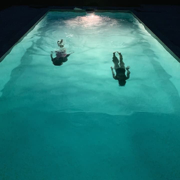 L’annexe D’orange Et Sa Piscine - Orange