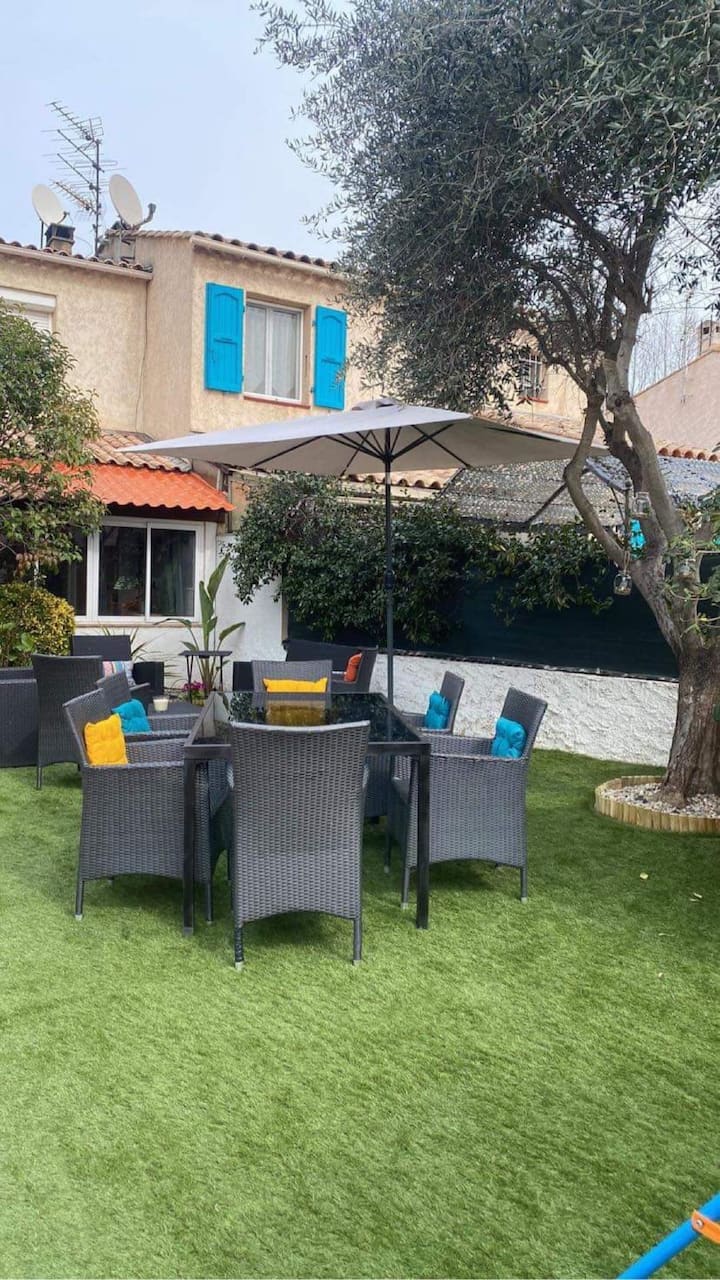 Villa Hyeres Centre Avec Vaste Jardin - Carqueiranne