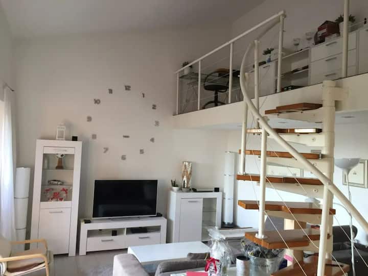 Luxuriöse 3-zi Penthouse Wohnung Mit 30m2 Terrasse - Krefeld