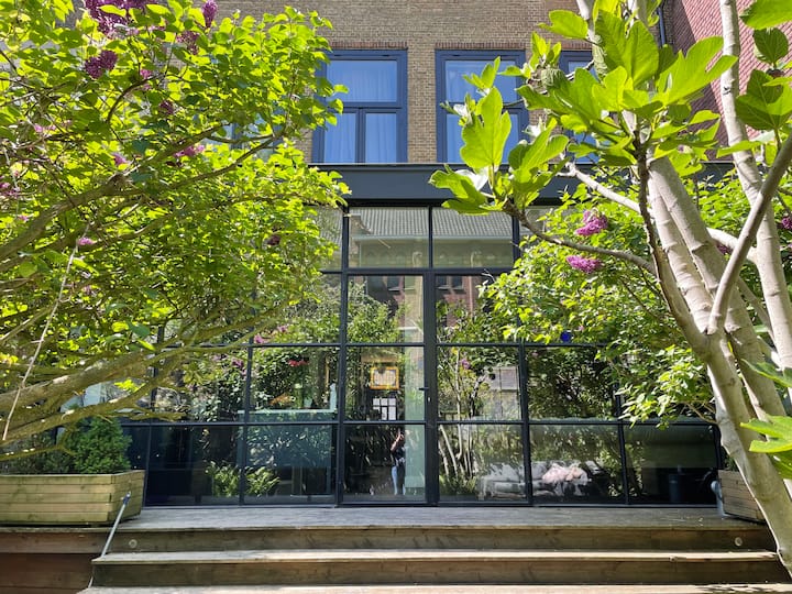 Beautiful 5 Bed House In The Heart Of The Hague - ハーグ