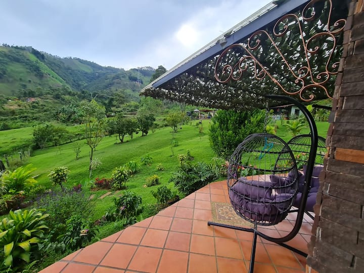 A wonderful retreat in Angelopolis, Antioquia. - Cottages for Rent in ...