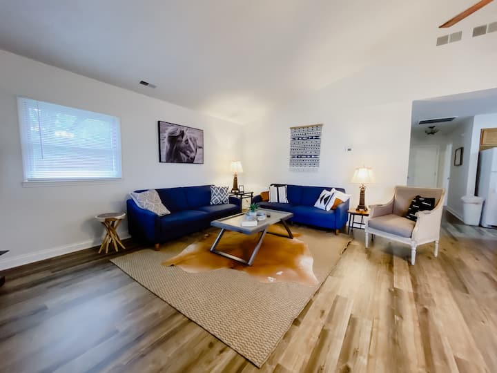 Spacious 2 Bedroom, 2 Bathroom Cabin Suite  #8 - Cave Run Lake, Salt Lick