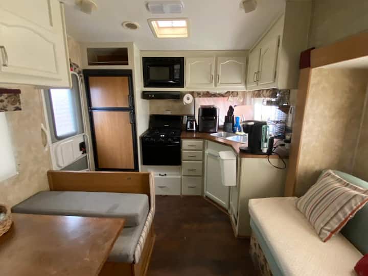 Peaceful Garden Rv W/private Yard-all Amenities - Tucson, AZ