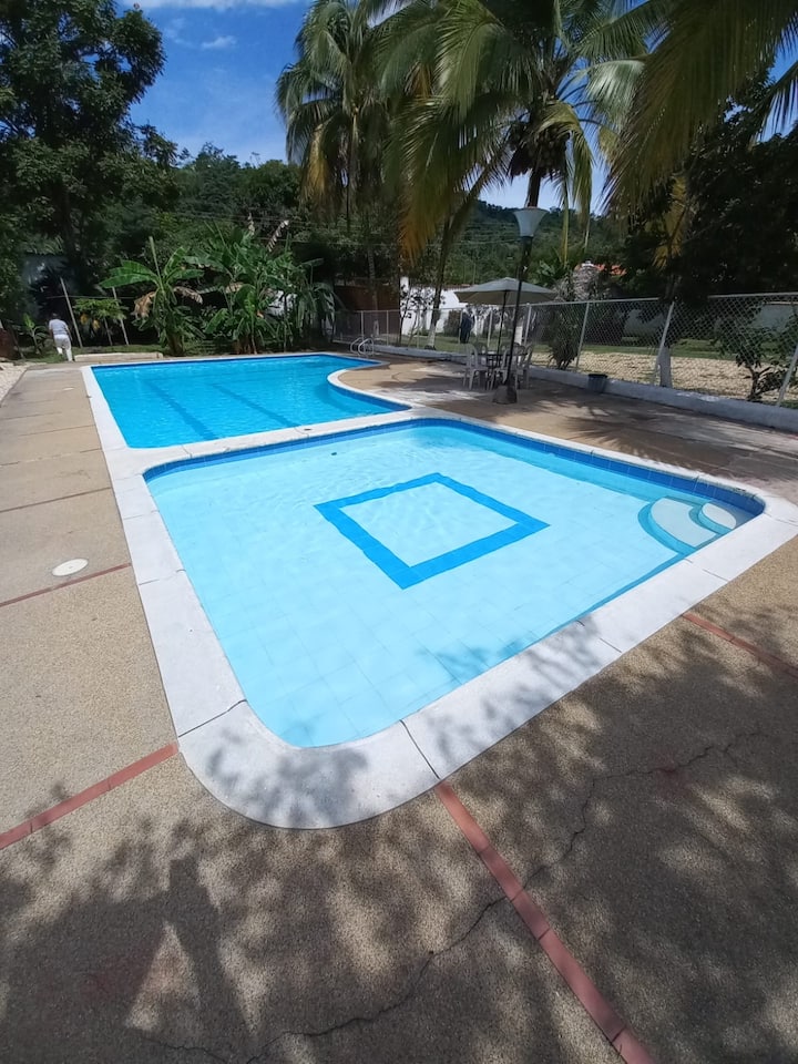 Casa Vacacional Con Piscina La Vega - Villeta - La Vega