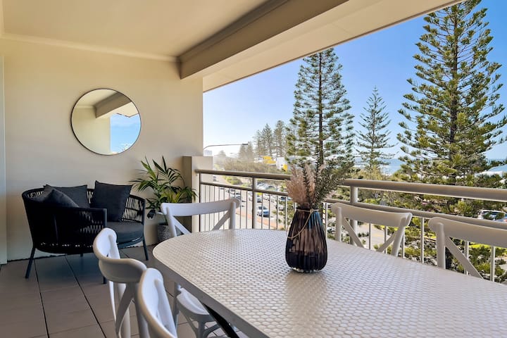 Alex Beach Front Nest - Maroochydore