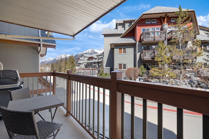 New!king Suite/1 King&1 Sofa Bed/pool/hot Tub/balc - Canmore