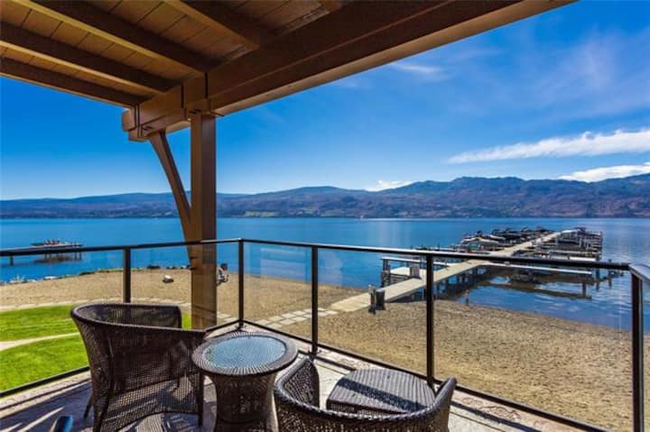 West Kelowna Waterfront Luxury 3 Bedroom Condo - West Kelowna
