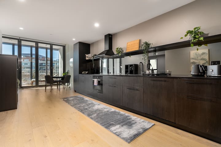 Comfy 2ba/2br Kingston Foreshore Apartment - Queanbeyan