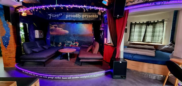 Flieger - Das Konzept - Loften In  Der Kneipe - Langenargen
