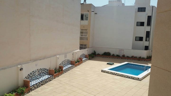 Estudio 33m2 Con Espacio úNico, Terraza Y Baño - Torrevieja