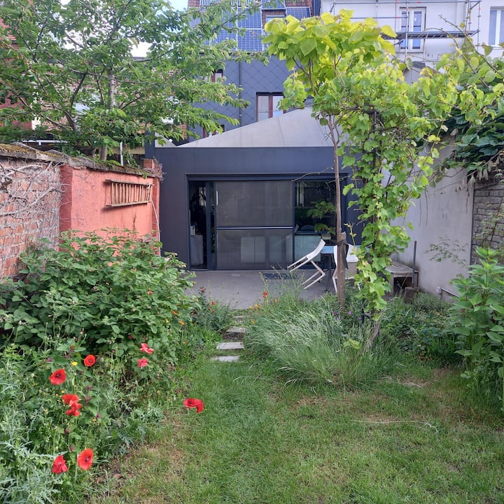 Ruime Lichte Woning Met Tuin, Park Aan Overzijde - Gent