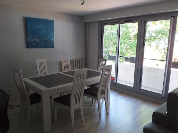 Chalon Sur Saone . Trés Bel Appartement - Chalon-sur-Saône