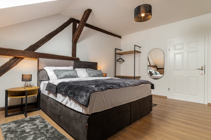 Prekrasan Stan 9 U Centru Sa Parkingom - Zágráb