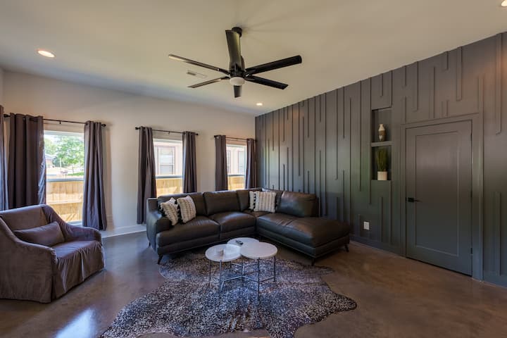 Johnny On Maple....luxury With Relaxing Vibes - Murfreesboro, TN