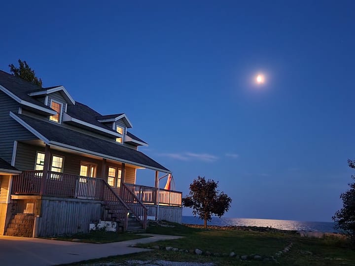 Serene Cottage On The Shores Of Lake Erie - Chatham