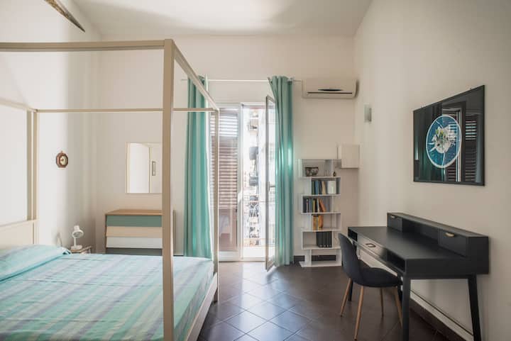 Amelia |Sunny Apt With Balcony In City Centre - Palermo