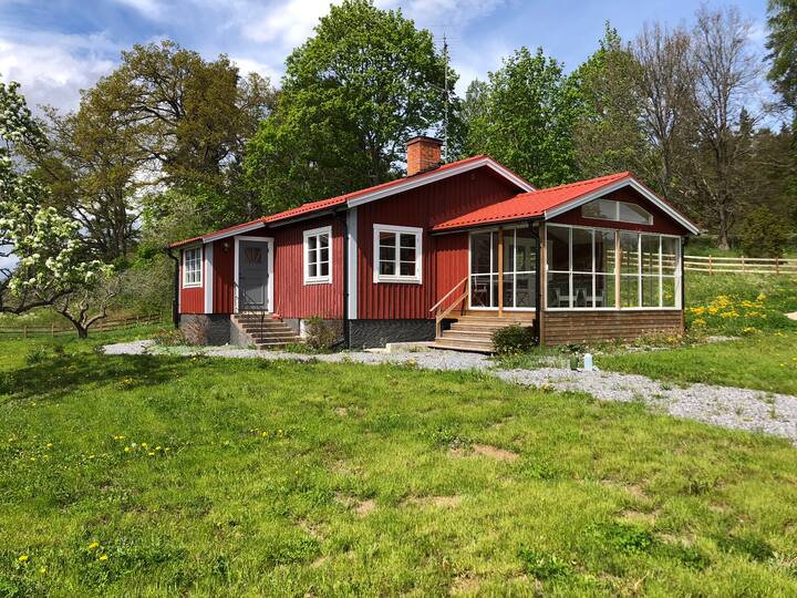 Charmig Gård I St Anna - Valdemarsvik