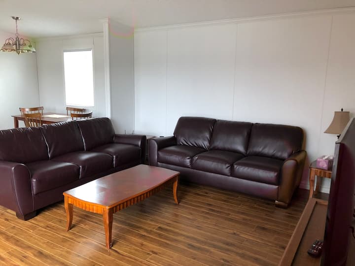 2-bedroom Home In Long Harbour - Newfoundland and Labrador