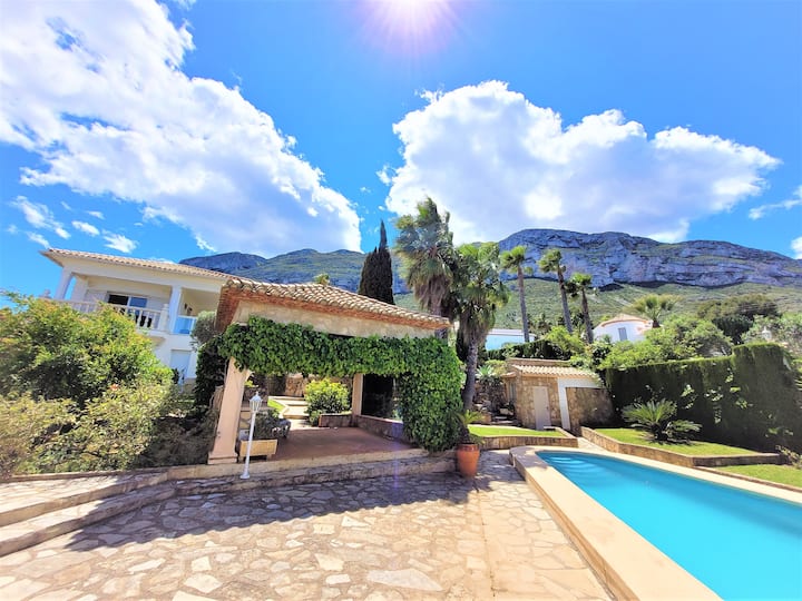 Villa Roca Con Piscina Privada Y  Jardín Privado - Dénia