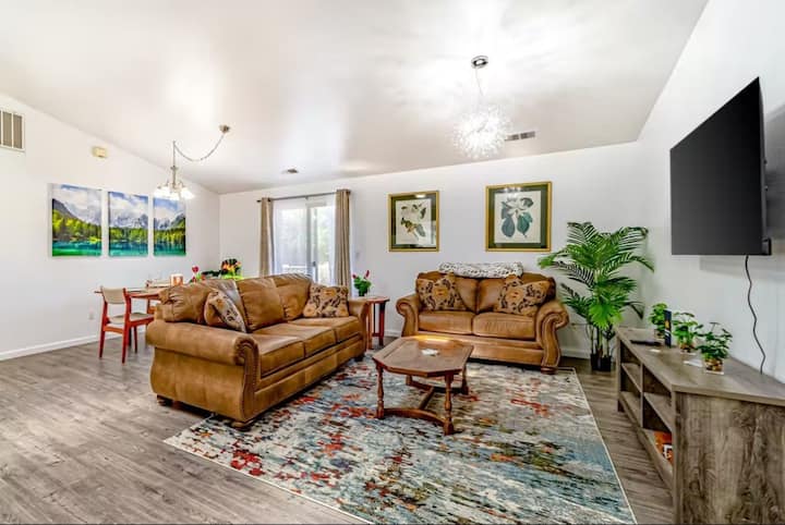Peaceful Retreat Near The Redwoods, Ocean, And Golf Course! - 尤里卡