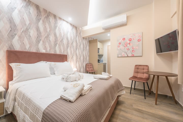An Elegant Suite At The Center Of Athens (No 7) - Athens