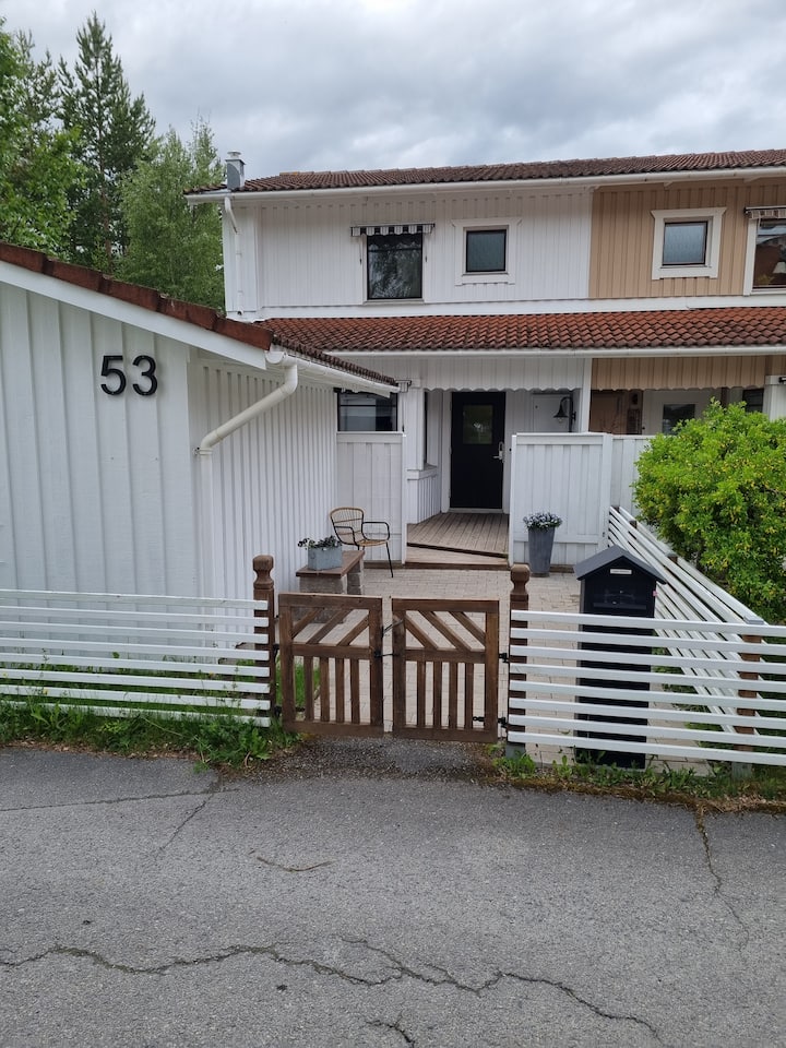 Fint Hus I Ett Barnvänligt Område I ÖStersund - Östersund