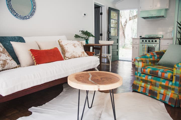 Amazing Location, Cozy And Bright 1 Bedroom/1 Bath - Brunswick, GA