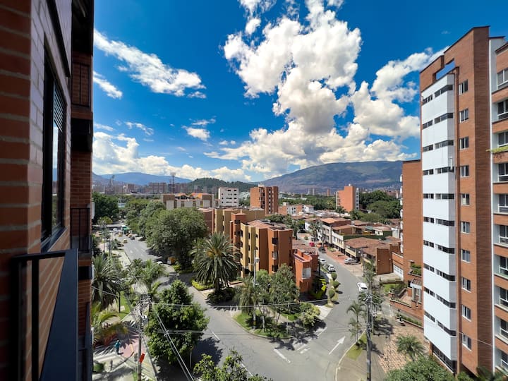 Just A Really Cool Loft In Laurles 7th Floor - Medellín, Colombia