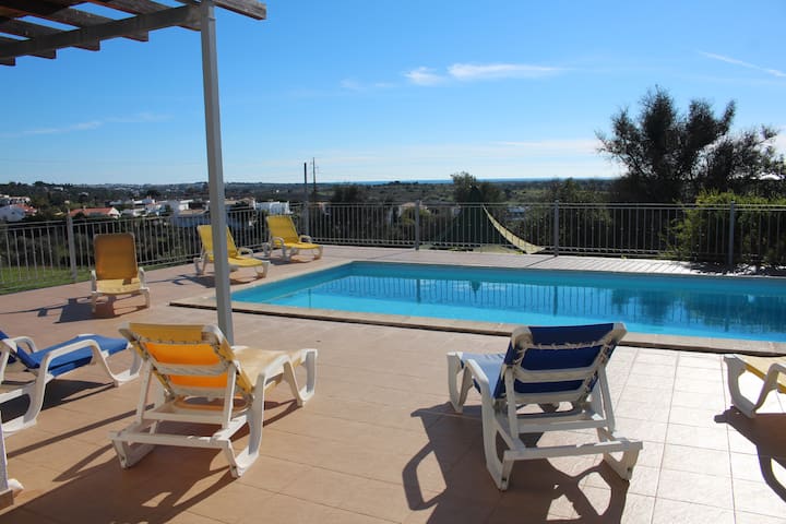 Paradise Algarve - Villa With Pool And Ocean View - Armação de Pêra