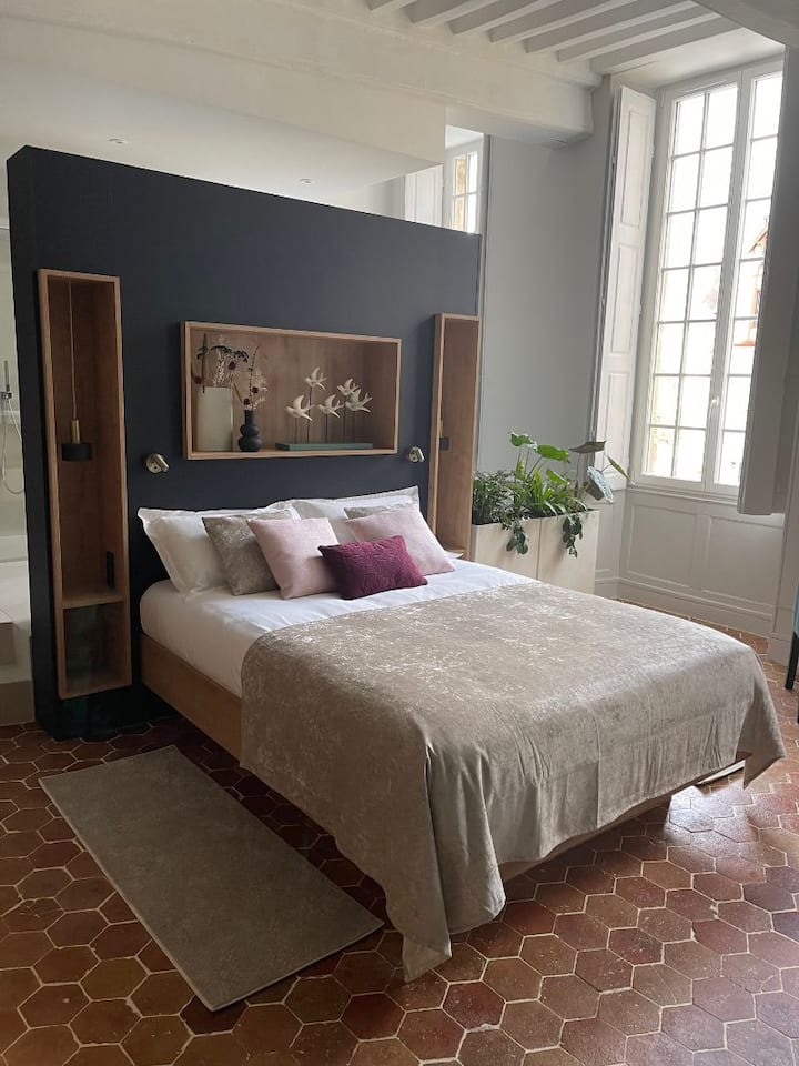 ÉLégante Suite Avec Sauna & Jacuzzi - Autun