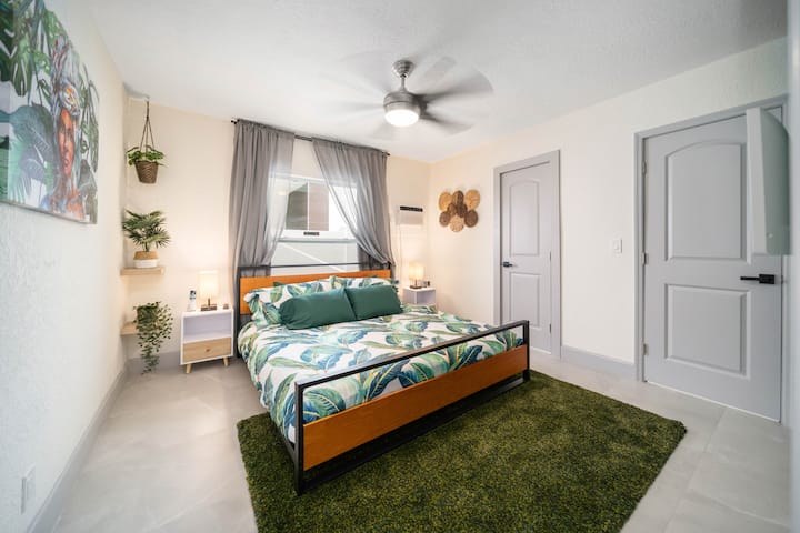 Tropical Oasis Las Olas Beach - No Cleaning Fee ! - Tamarac, FL