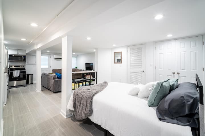 Hidden Gem Newly Renovated Chic Studio Freeparking - Kensington, MD