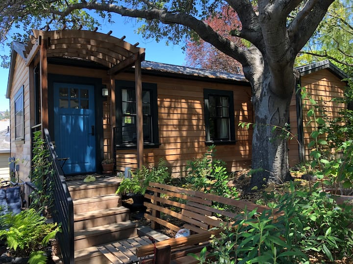 Under The Oak - Quiet Rockridge Garden House - El Cerrito, CA