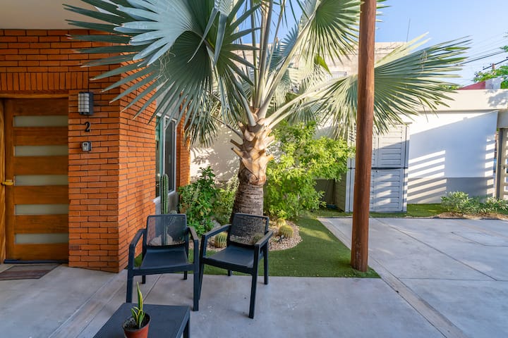 Palmas 2 - Queen Bed & Sofa Bed - 라파스