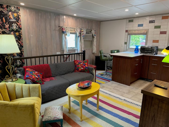 1 Bedroom: Walk To River, University & Downtown - Missoula, MT