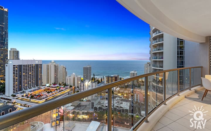 Chevron Renaissance - 2 Bedroom 2 Bathroom - Qstay - Surfers Paradise