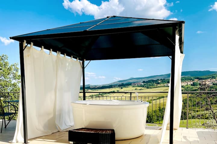 Suite Con Terrazza Panoramica E Jacuzzi Privata - Chianciano Terme