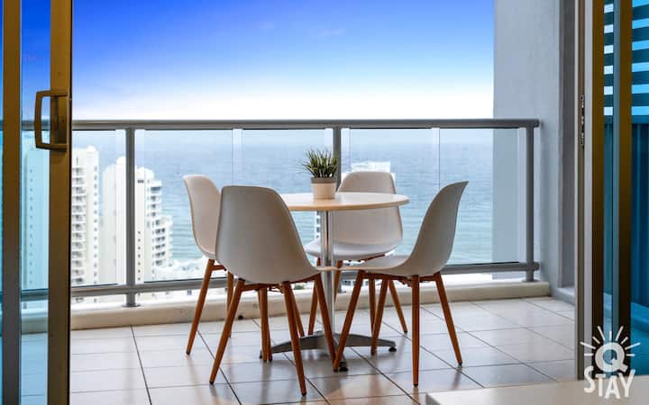 2 Bedroom Ocean View Unit At Chevron Renaissance! - Gold Coast