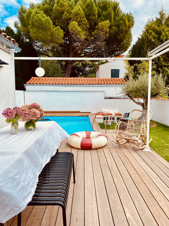Maison Familiale Avec Piscine Mer & Centre à Pied - La Rochelle