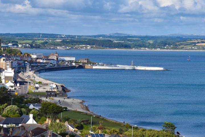 Family House - Breath Taking Views Over Mounts Bay - Holiday homes for ...