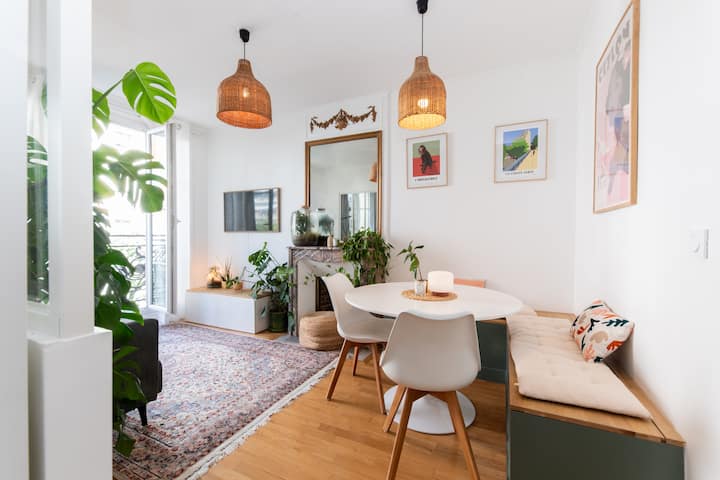 ÉLégance Parisienne Avec Balcons Et Ascenseur - Paris