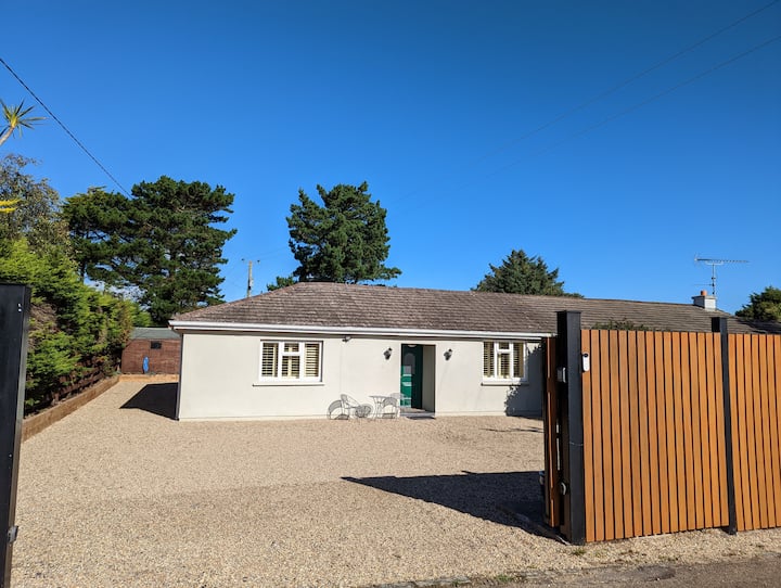 Spacious, Cosy Cottage Beside Rosslare Beach - Rosslare