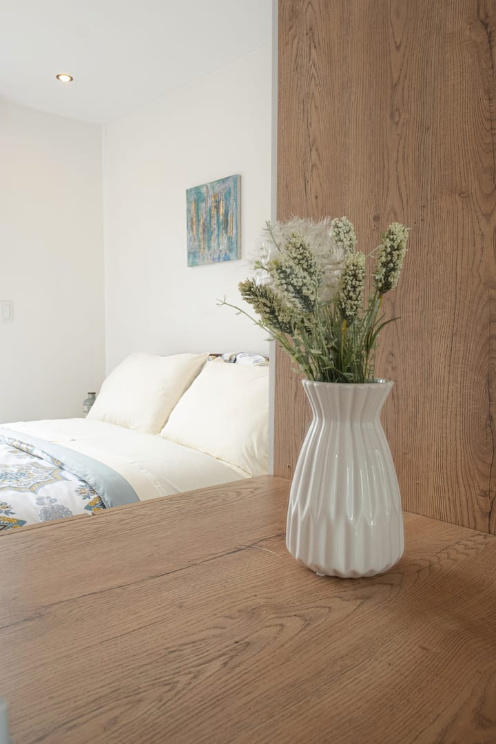 Encantador Y Acogedor Departamento - Cuenca